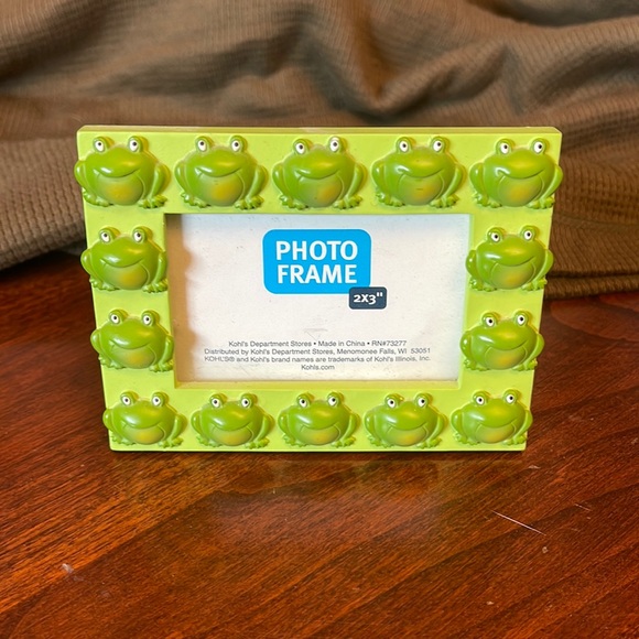 Kohl's | Accents | Frog Photo Frame Fits A 2x3 Inch Picture | Poshmark